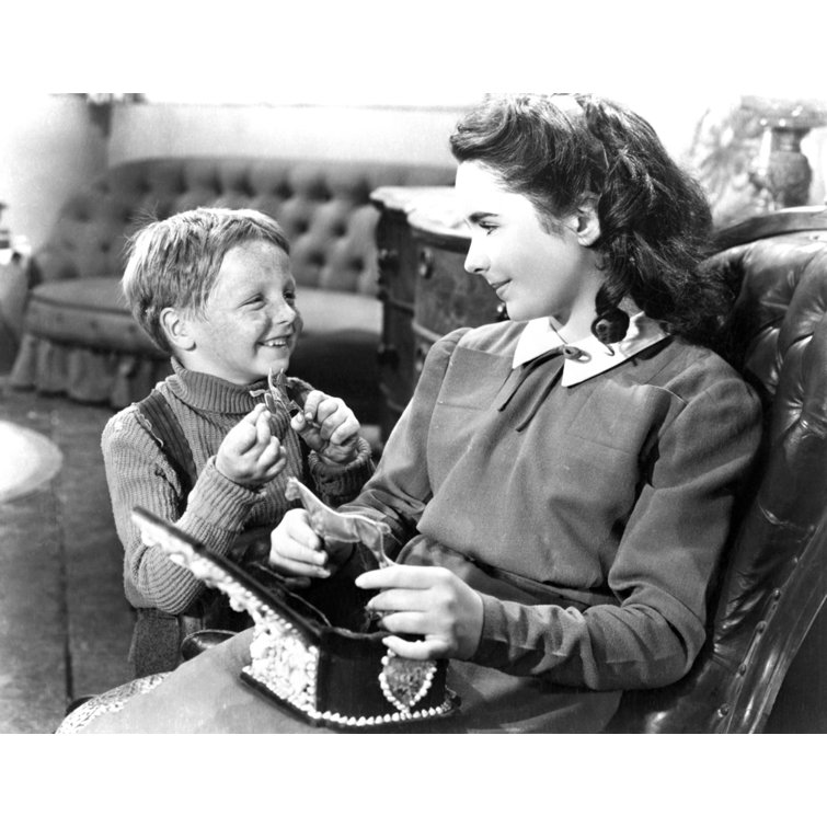 Globe Photos Entertainment Elizabeth Taylor Talking With Terry Kilburn On Paper Print - Wayfair ...